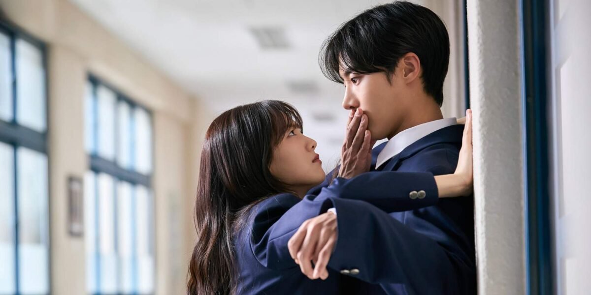 مسلسل Head Over Heels | الوقوع في الحب بجنون – دراما كورية رومانسية فانتازيا 2025 - دراما أوربت